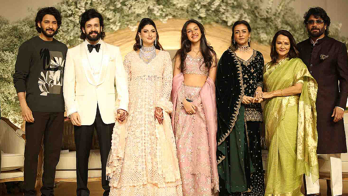 Akhil Akkineni Reception Photos: అఖిల్ అక్కినేని మ్యారేజ్ ఫోటోలు: మహేష్ ...