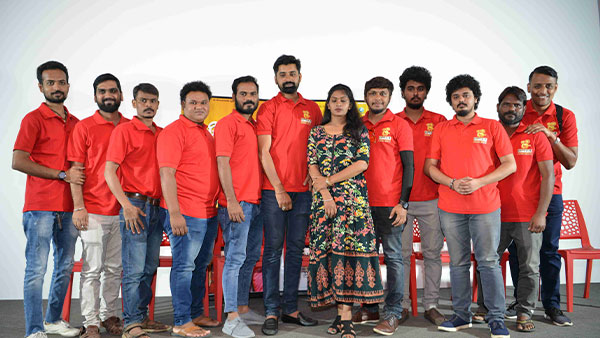 Chandini Bar Film Press Meet - Filmibeat