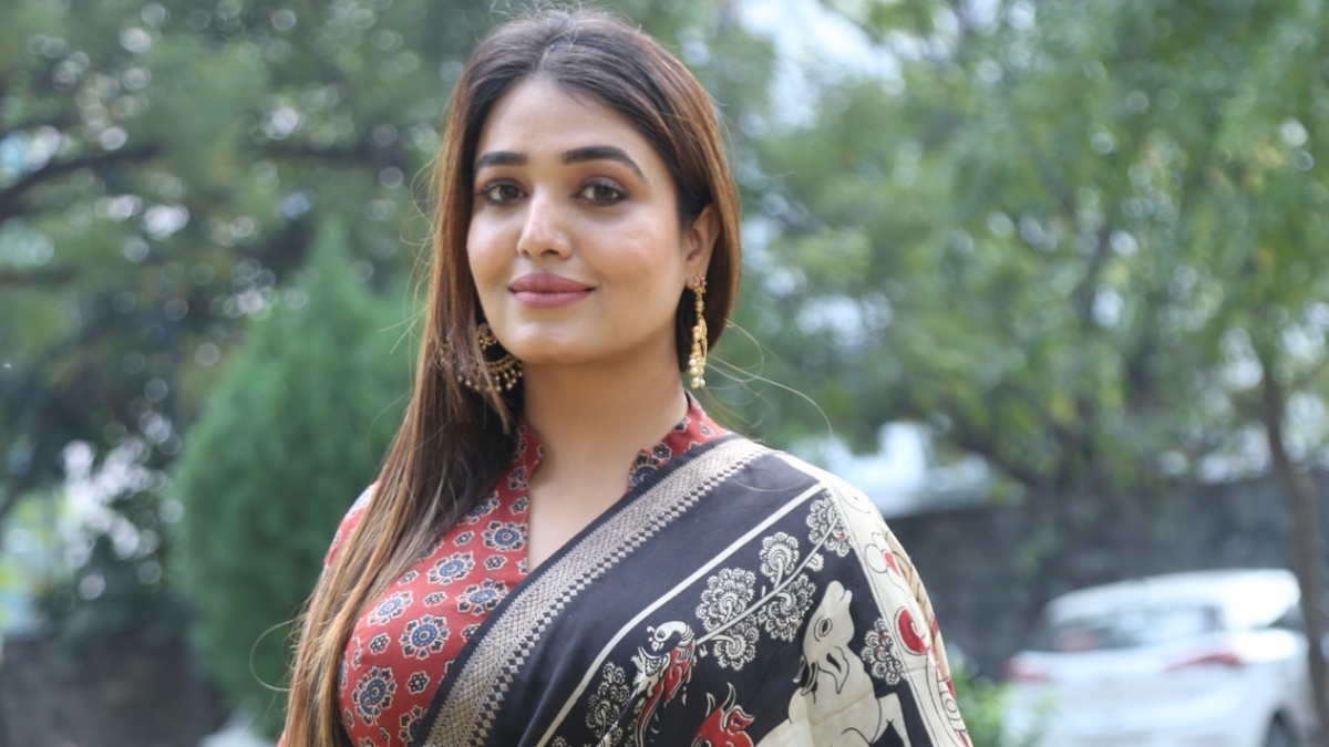 Heena Soni Photos: Find Latest HD Images, Pictures, Stills & Pics ...
