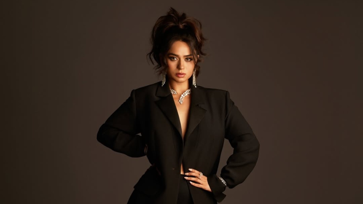 Soundarya Sharma Photos | Soundarya Sharma Latest HD Pics |Soundarya ...