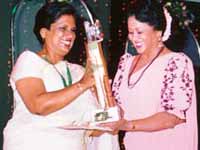 கோவா கடற்கரையில் தவறி விழுந்து இலங்கை பெண் இயக்குநர் சுமித்ரா பெரீஸ் ...