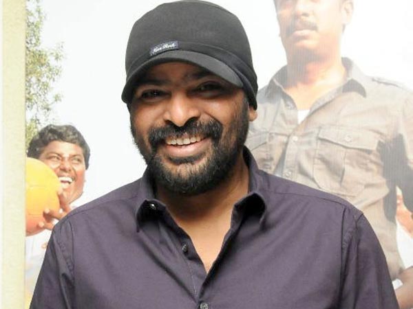 உயரத்திலிருந்தது போதும், வைரமுத்துவை கீழே இறக்குங்கப்பா..! - அதிர வைத்த ...