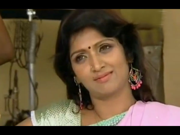 டிவி சீரியலில் மீண்டும் புவனேஸ்வரி.. | Actress Bhuvaneswari in Masala ...