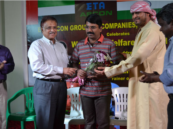 துபாயில் மிமிக்ரியால் அரங்கை அதிர வைத்த நடிகர் தாமு | Actor Dhamu's ...