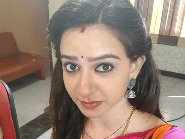 "அந்தப் பிரச்னையால் வாய்ப்பு கிடைக்கலைன்னா கவலையில்லை.." - சுமங்கலி ...