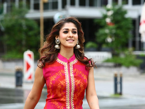 கமல் மகளுக்கு அம்மாவாகும் வயசா நயன்தாராவுக்கு? | Nayanthara's ...