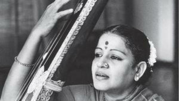 எம்ஜிஆரும் எல்லீஸ் ஆர் டங்கனும் - தமிழ் படங்களை இயக்கிய அமெரிக்க ...