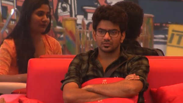 பிக் பாஸில் ஜெயிக்க கவின் இப்படி ஒரு பித்தலாட்டம் செய்கிறாரா ...