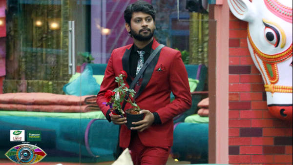 தட் டர்ர்ர்ர்ரு மொமென்ட்.. ரியோவை வைத்து மீம் கிரியேட் செய்த விஜய் டிவி ...