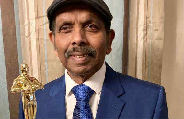 ஈழத்து மெல்லிசை மன்னர் பரமேஷ்.. மனைவிக்காக பாடிய பாடல் இன்றும் ட்ரெண்டிங் ! | Eelam MP Paramesh ...