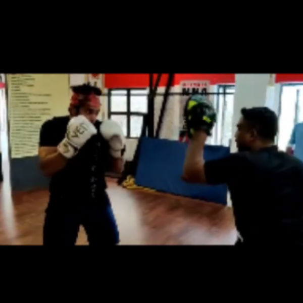 சல்பேட்டா படத்திற்காக ஆர்யாவின் வெறித்தனமான பயிற்சி...மிரண்டுப்போன ...