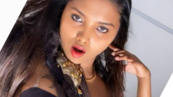 ஒன்னு அப்டி.. இல்லாட்டி இப்டி.. டிக்டாக் இலக்கியாவின் பப்பரப்பா போஸை ...