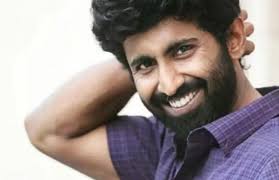 அசலாக இருங்கள்… உலகம் உங்களை நகலெடுக்கட்டும்… குட்டி பவானியின் செம ...