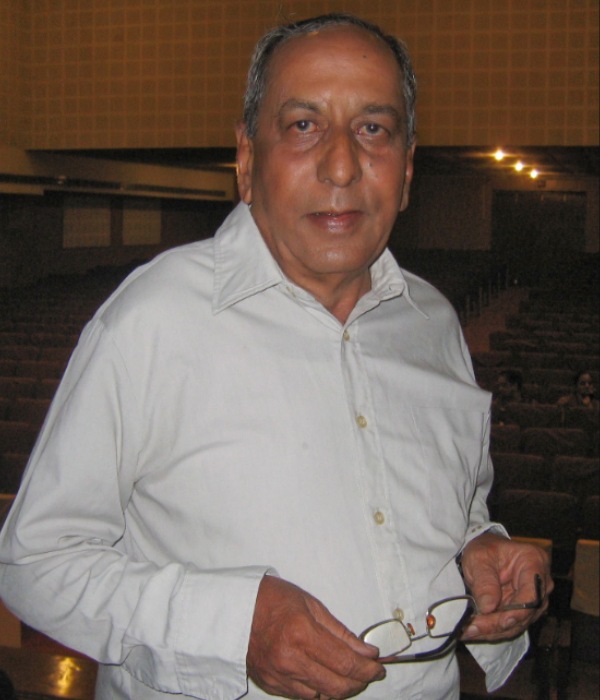 பொன்னியின் செல்வன் நடிகருக்கு சம்பள பாக்கி.. முடிவுக்கு வந்த பஞ்சாயத்து ...