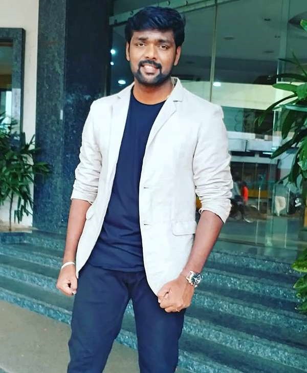 Vinothbabu :ஷார்ட் பிலிம்ல நடிக்க போனது குத்தமாய்யா.. சீரியலில் இருந்து விலகவில்லை -வினோத் பாபு ...