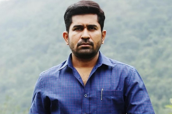 அஜித் சொன்னாரு விஜய் ஆண்டனி சொன்னாரா.. மேடையில் மீண்டும் வம்பிழுத்த ...