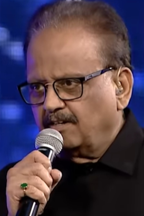 SP Balasubramaniam: சித்ரா அப்பாவி பொண்ணு.. பாராட்டு பத்திரம் வாசித்த ...