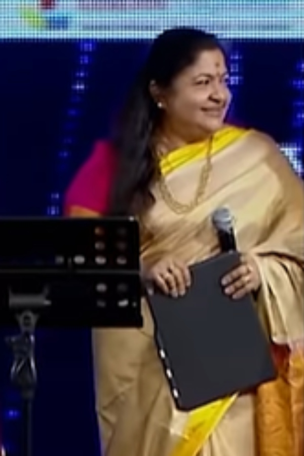 SP Balasubramaniam: சித்ரா அப்பாவி பொண்ணு.. பாராட்டு பத்திரம் வாசித்த ...