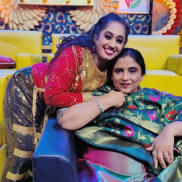 Bigg Boss Thamarai: புதுக்கோட்டையில் புதுசா வீடு கட்டிய தாமரை.. புதுமனை ...