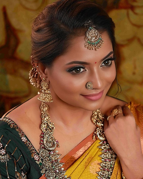 நைட் கதவை தட்டுவாங்க.. 29 வயசு பொண்ணு பார்க்க கூடாத எல்லாத்தையும் ...