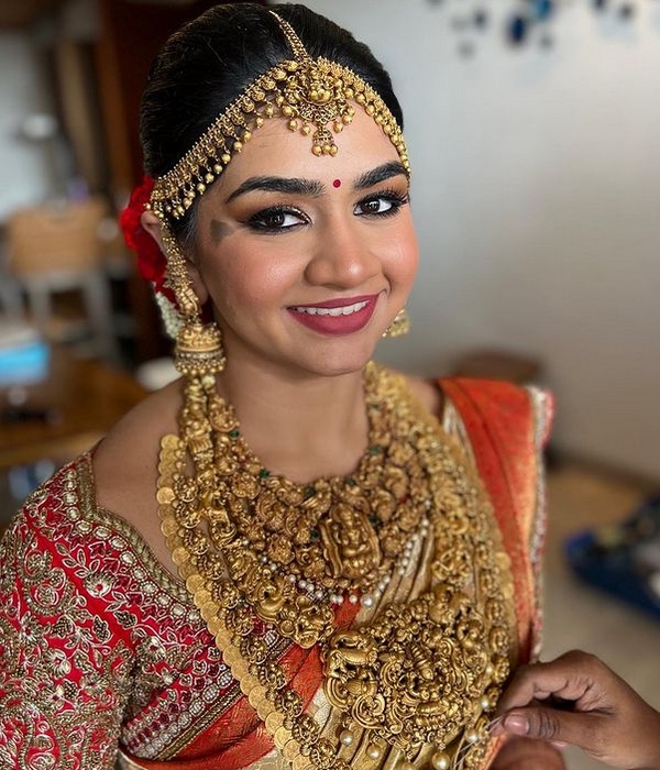 விஜயகுமார் பேத்தி திருமணத்தில் அன்பு நிறைந்து இருந்தது.. தியா செம ...