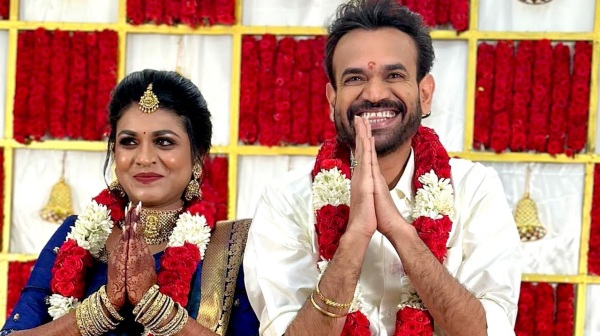 பிரேம்ஜி அமரனின் மனைவி யார் தெரியுமா?.. அட இந்த வேலைதான் ...