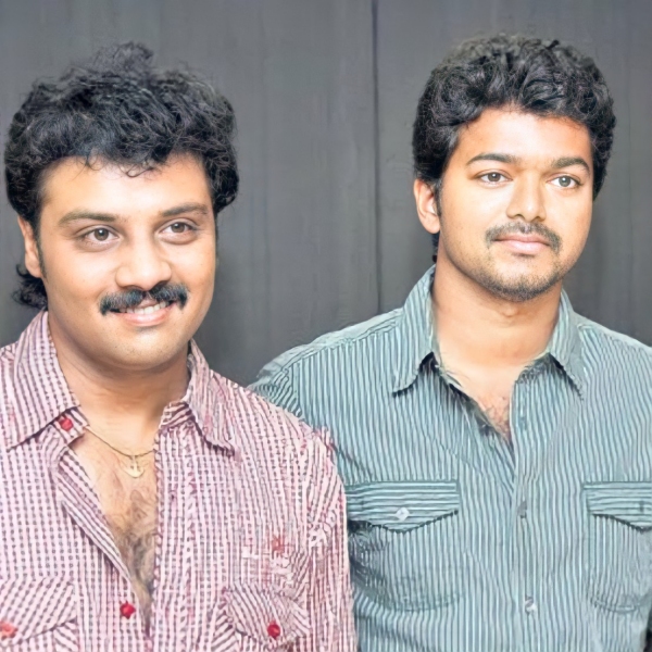 சஞ்சீவ் தன்னை விஜய்னு நெனச்சுக்கறான்.. சொன்னாலும் திருந்த மாட்டிங்கறான் ...