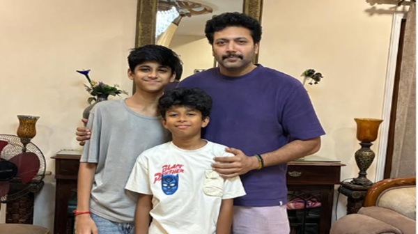 மகன் பிறந்தநாள்.. ரவி மோகன் என்ன செஞ்சிருக்காரு பாருங்க?.. செம பாசம் ...