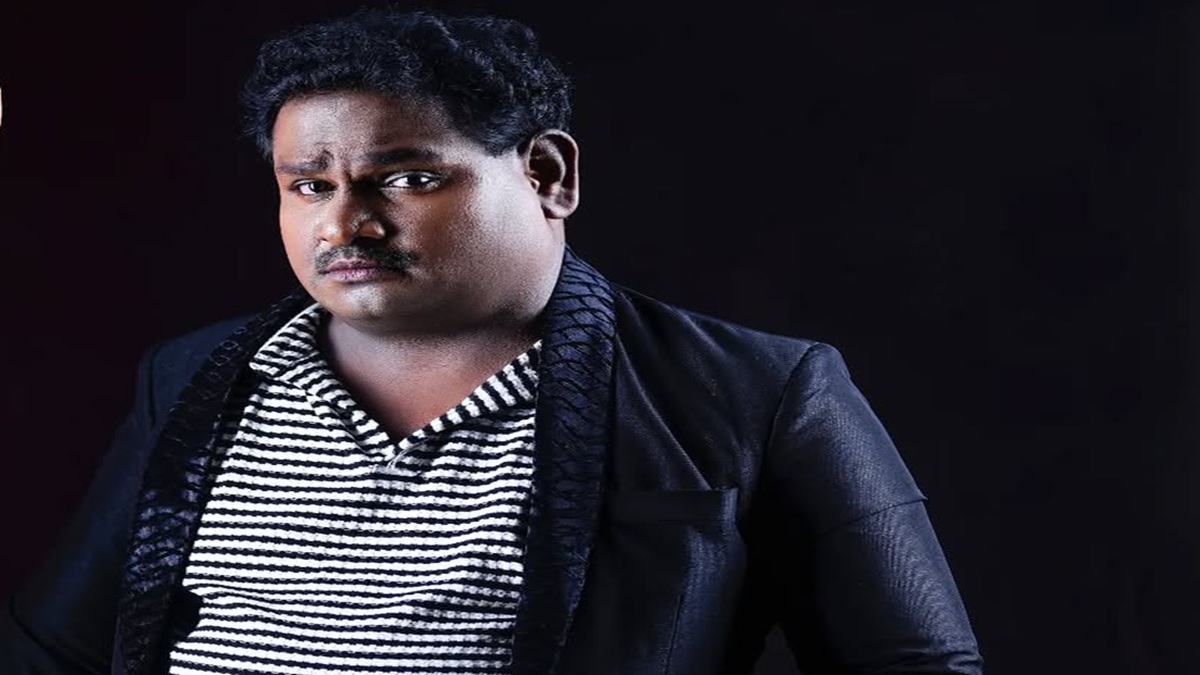 மைக்கை கழற்றி கொடுத்துட்டு போ.. உன்னை கொஞ்சுவாங்களா.. வாட்டர் மெலன் ஸ்டாரை வைத்து செய்த ...