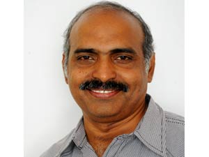 రేడియో జాకీగా గాయత్రి టీనేజ్ గర్ల్ ప్రేమకథ | Sunil Reddy to come out ...