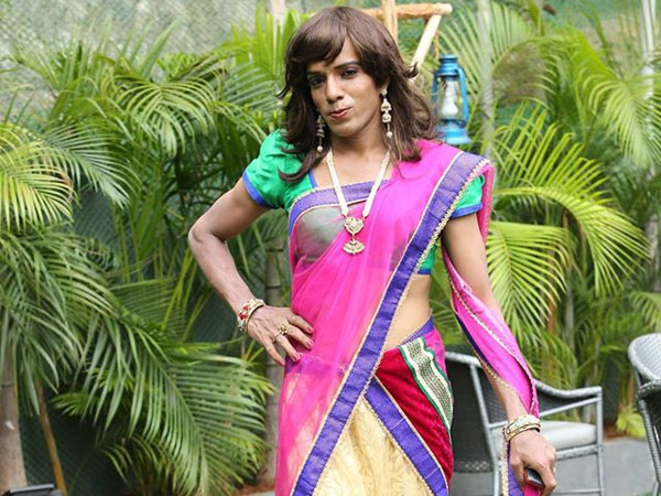 అసభ్యంగా మాట్లాడారు, సుమ పేరు మార్చారు.... జబర్దస్త్ లేడీ పాత్రధారి ...