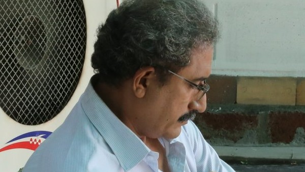 జయసుధకు కాఫీలో మోషన్ టాబ్లెట్లు.. బాత్రూం నీళ్ళు పట్టి తగాడానికిచ్చారు ...