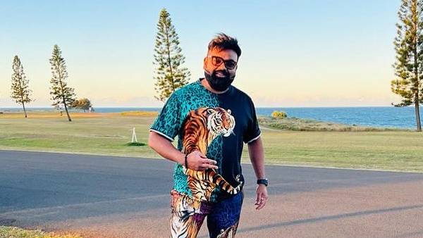 ప్రపంచంలోనే అత్యంత స్పీడ్ వెహికిల్ కొన్న టాలీవుడ్ నిర్మాత.. దాని ఖరీదు ...