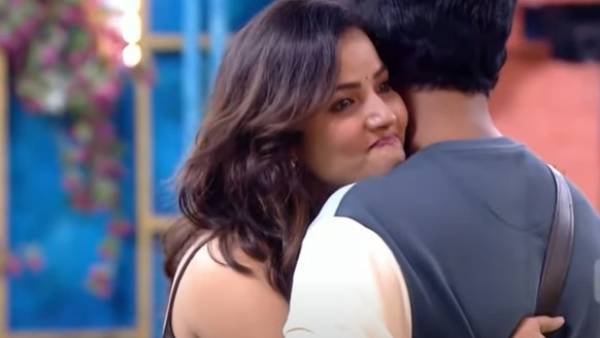 Bigg Boss Telugu 6 శ్రీహాన్‌ను ముద్దులు, హగ్గులతో ముంచేసిన సిరి హన్మంతు ...