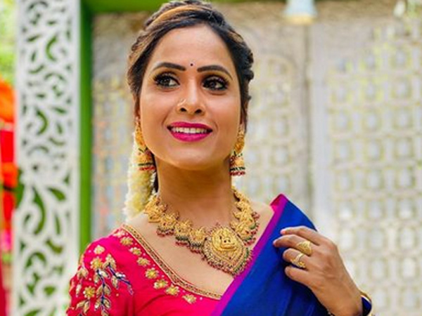 పైది విప్పేసి యాంకర్ ప్రశాంతి ఎక్స్‌పోజింగ్: తొలిసారి అలా చూపించింది బాబోయ్! | Intinti ...