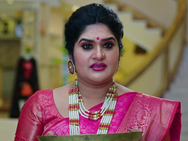 Krishna Mukunda Murari: కొత్త రూపంతో కృష్ణ.. శోభనం ముహూర్తం ఫిక్స్.. ప్రభాకర్‌కు భవానీ బంపర్ ...