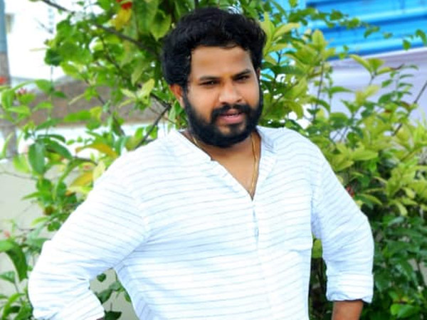 Hyper Aadi:పెళ్లి చేసుకున్న హైపర్ ఆది.. పాపులర్ షోలో భార్య ఫోటో.. | Jabardasth Comedian Hyper ...