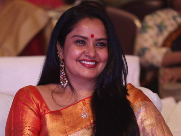 వాన పాటలో ఆ హీరో నాతో అసభ్యంగా.. ఎలాంటి వార్నింగ్ ఇచ్చానంటే? సంచలన విషయాన్ని బయటపెట్టిన ప్రగతి ...