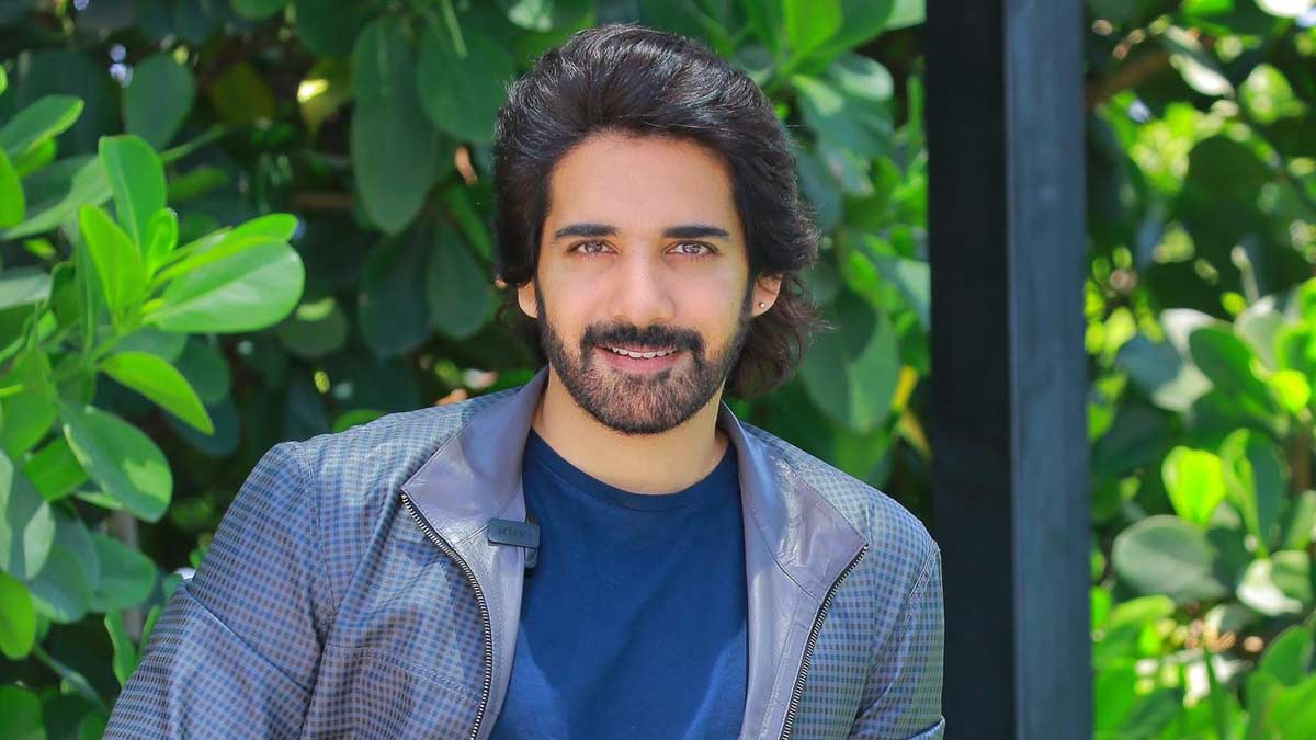 Hero Sushanth: సుశాంత్‌కు చుక్కలు చూపించిన నెటిజెన్లు.. నవ్వుతూనే తిప్పి కొట్టిన హీరో, ఈ వార్ ...