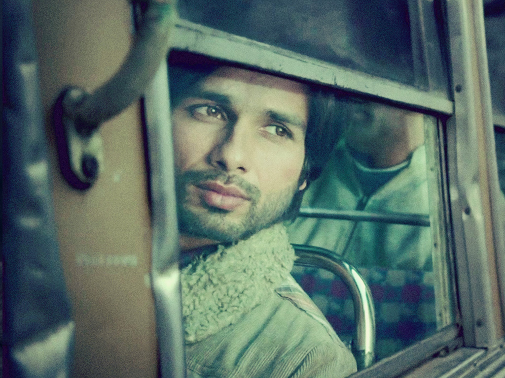 Haider Movie HD Wallpapers | Haider HD Movie Wallpapers Free Download ...