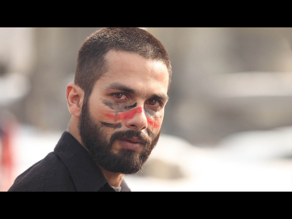 Haider Movie HD Wallpapers | Haider HD Movie Wallpapers Free Download ...