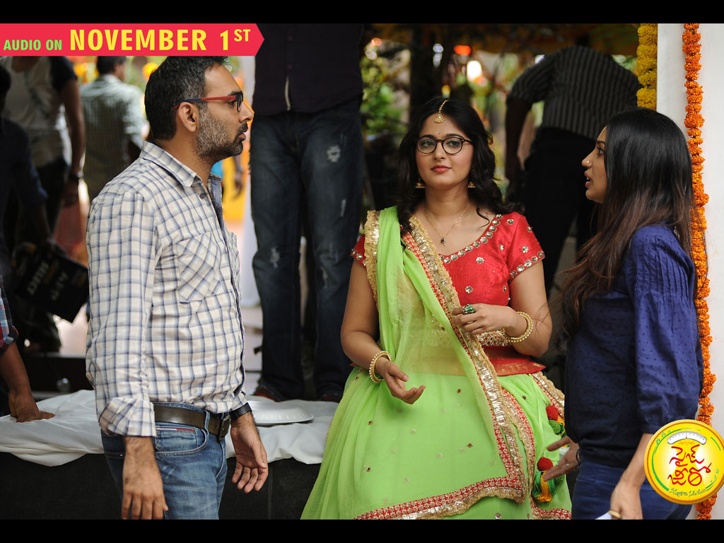 Size Zero Movie HD Wallpapers | Size Zero HD Movie Wallpapers Free ...