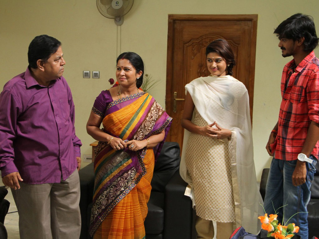 Seeni Movie HD Wallpapers | Seeni HD Movie Wallpapers Free Download ...