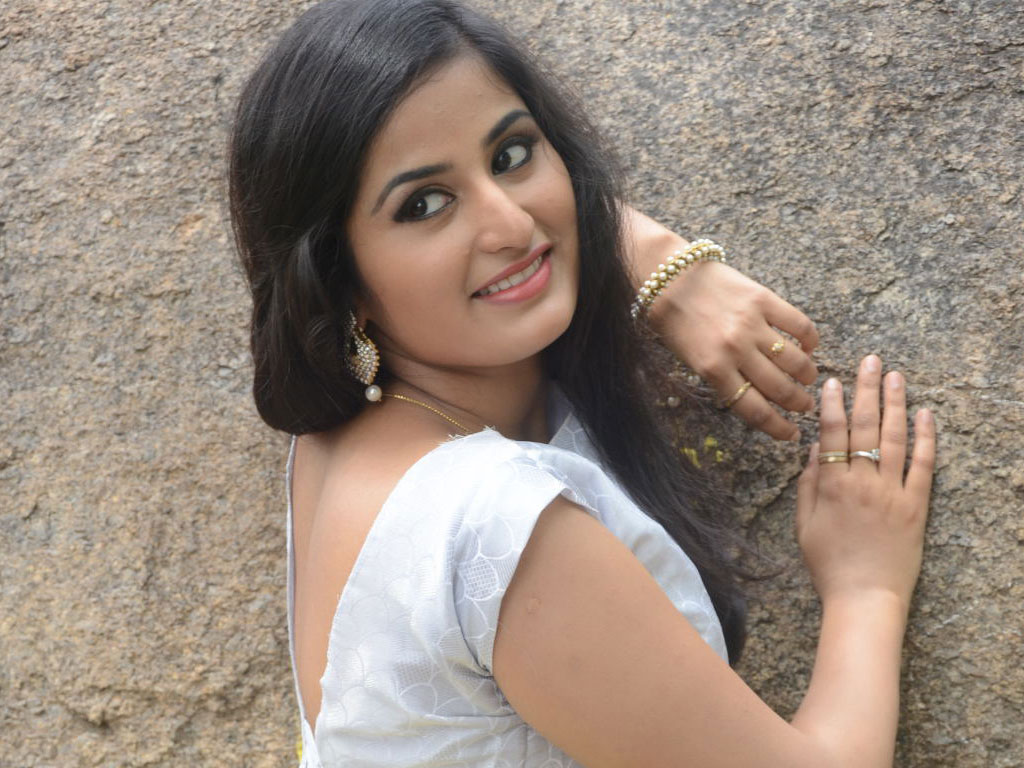 Ankitha HD Wallpapers | Latest Ankitha Wallpapers HD Free Download ...