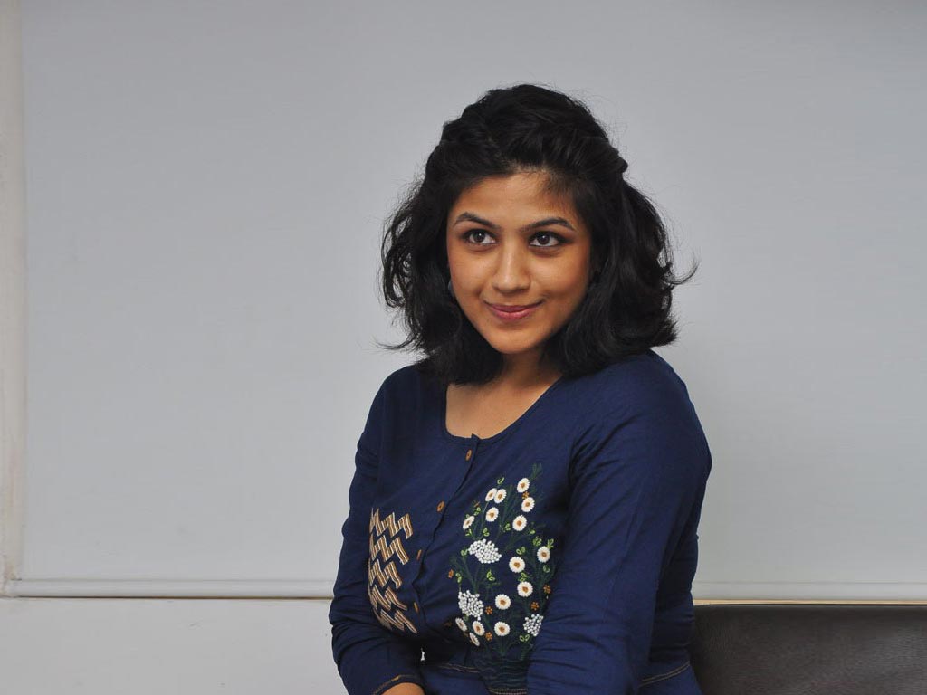 Supriya HD Wallpapers | Latest Supriya Wallpapers HD Free Download ...