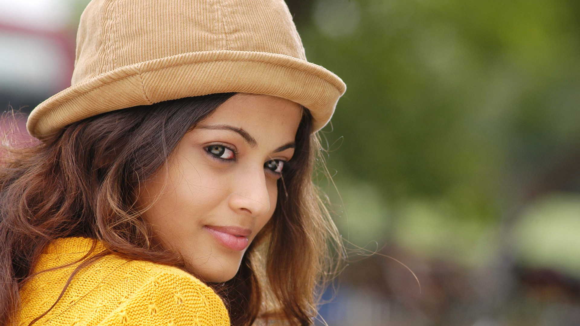 Sneha Ullal HD Wallpapers | Latest Sneha Ullal Wallpapers HD Free ...