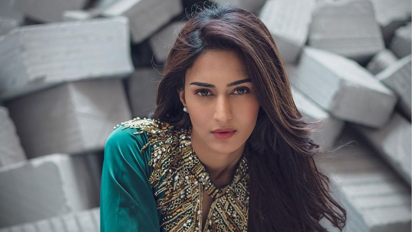 Erica Fernandes HD Wallpapers | Latest Erica Fernandes Wallpapers HD ...