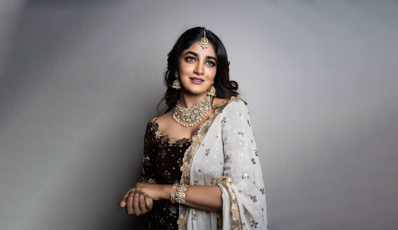 Dimple Hayathi HD Wallpapers | Latest Dimple Hayathi Wallpapers HD Free ...