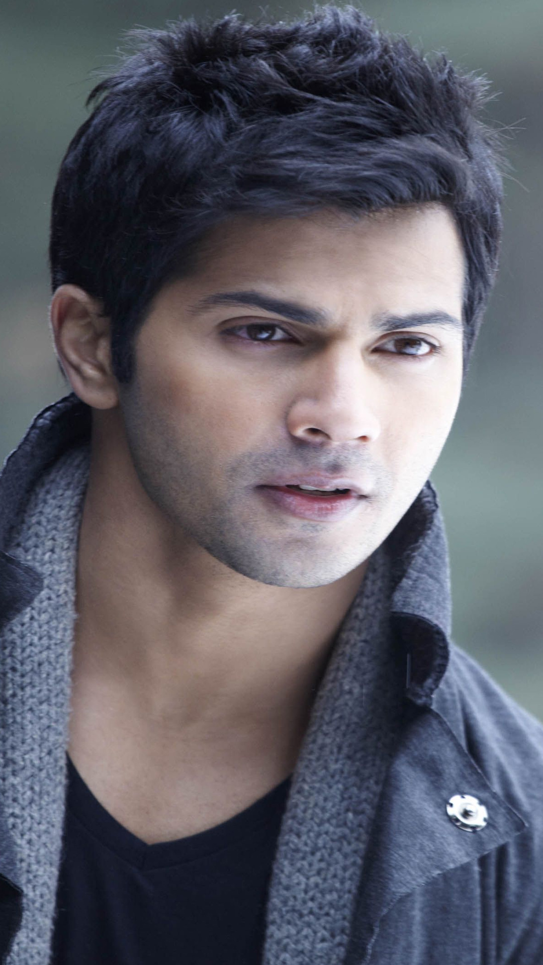 Varun Dhawan Wallpaper Picture