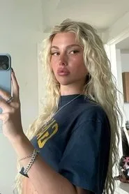 Aami Dakini Season 1 | Aami Dakini () Season 1 Full Episodes: Cast & Crew, Ott Release Date ...